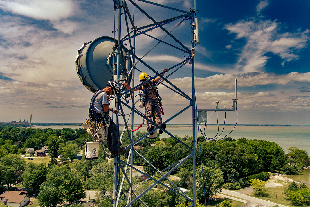 LimnoTech and Senet Deploy LoRaWAN Across Great Lakes | Industry Today